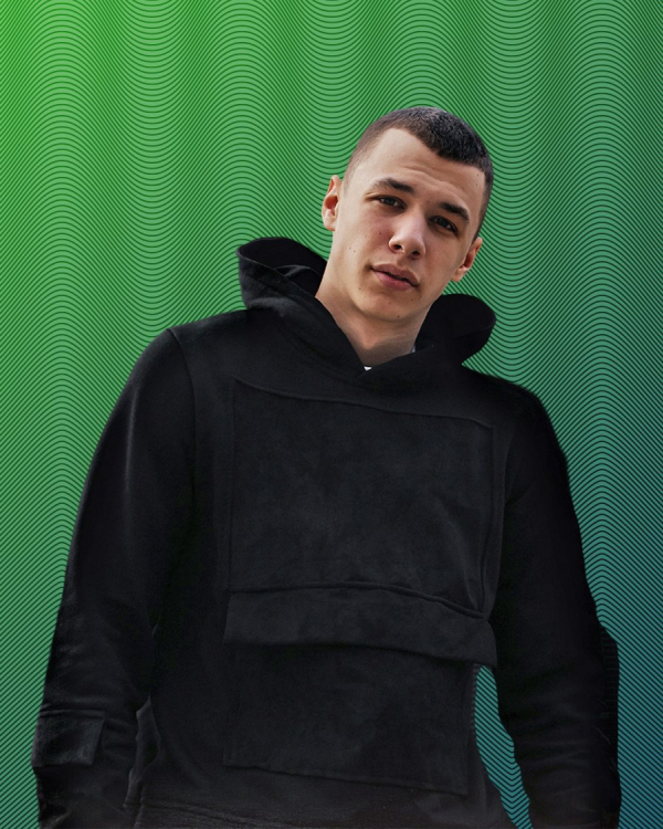 Alblak 52 выпустил песню "Как и мы"